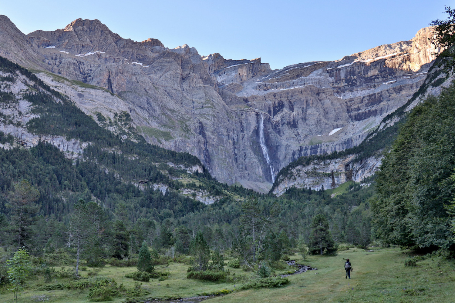 Sortie de yougs : Le Taillon depuis Gavarnie par l'Echelle des ...